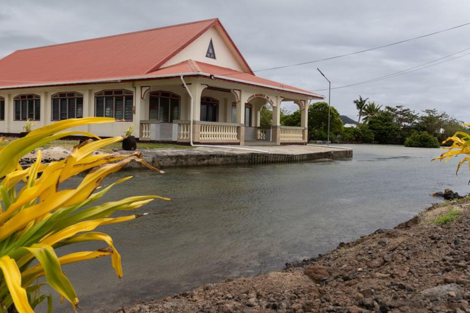Pacific project enhances early warning systems for island resilience